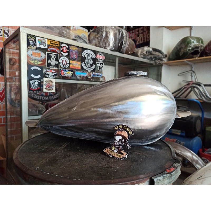 Jual tangki chopper bobber custom | Shopee Indonesia