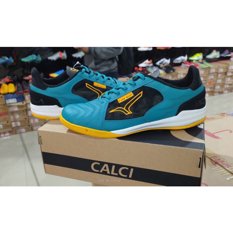 Jual sepatu futsal CALCI Bomsala Beyonder IN | Shopee Indonesia