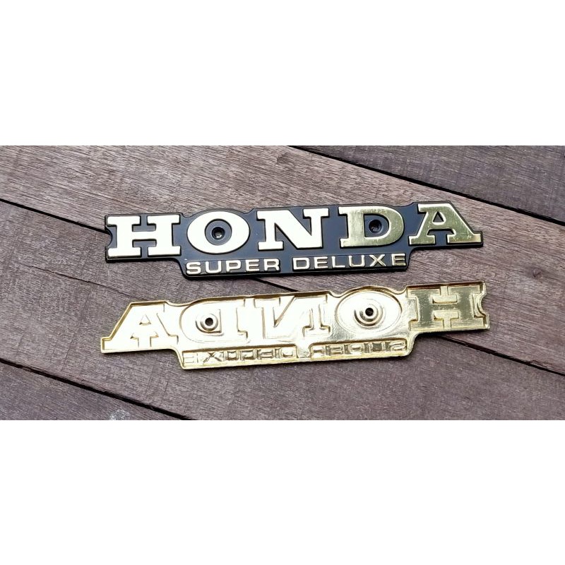 Jual EMBLEM TANGKI GL 100 LOGO TANGKI GL100 KUNINGAN ASLI BISA DITEKUK ...