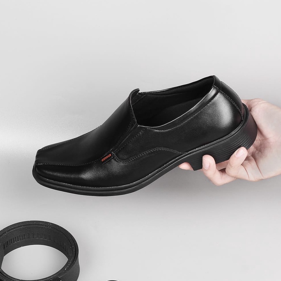 Jual Sepatu Pantofel Pria Hitam Sepatu Formal Kulit Kerja Sepatu Kerja Kantoran kuliahan ...
