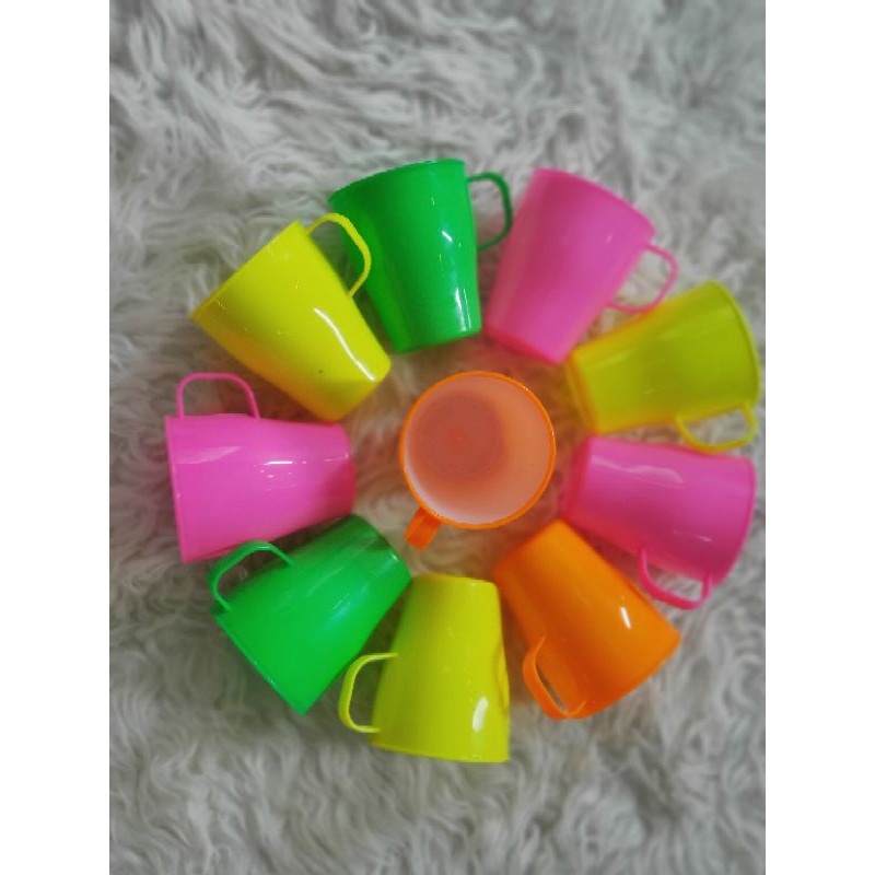 Jual gelas plastik calista gunma,cangkir plastik murah warna warni ...