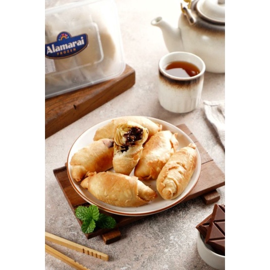 Jual Molen Lumer Coklat Keju Frozen Molen Coklat Keju Beku Frozen Food ...