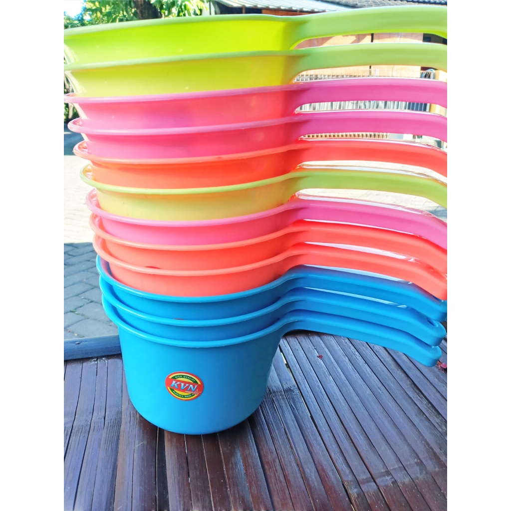 Jual Gayung Mandi / Gayung AIR /Gayung Warna-Warni Ukuran Besar KVN ...