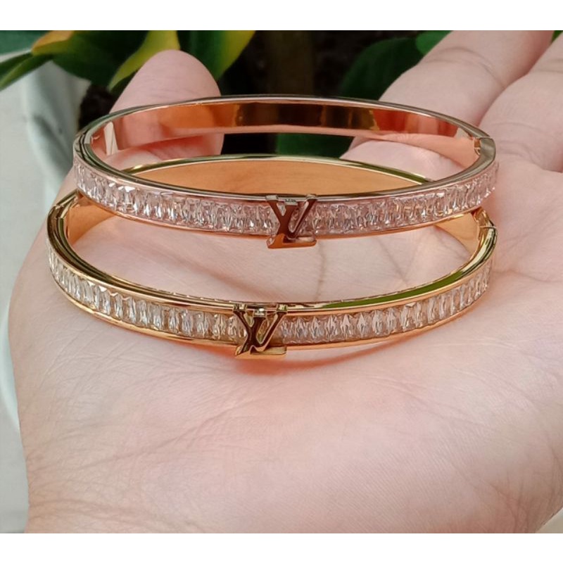 Jual gelang titanium wanita model paling keren terbaru | Shopee Indonesia
