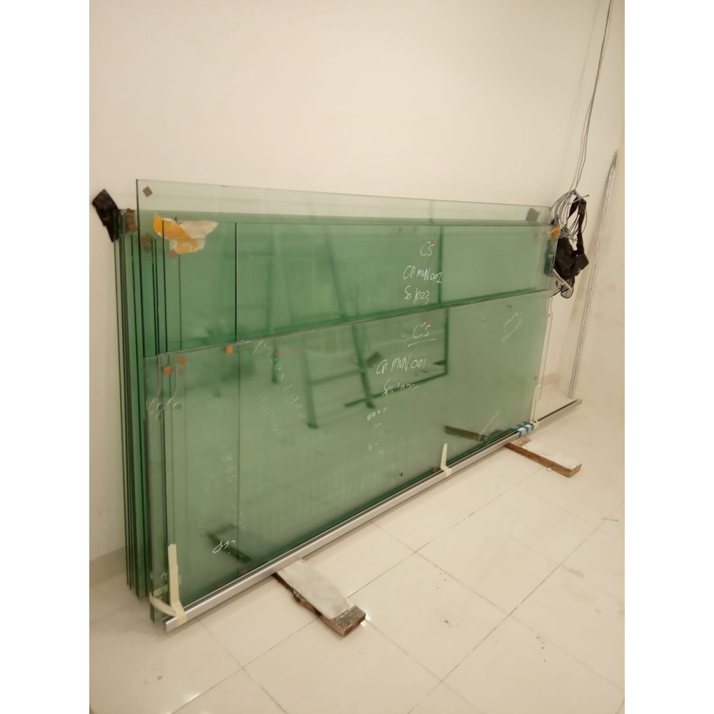 Jual Kaca clear 6mm custom per meter persegi | Shopee Indonesia