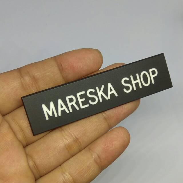 Jual Papan Nama/Nama Dada Grafir Dop Peniti | Shopee Indonesia