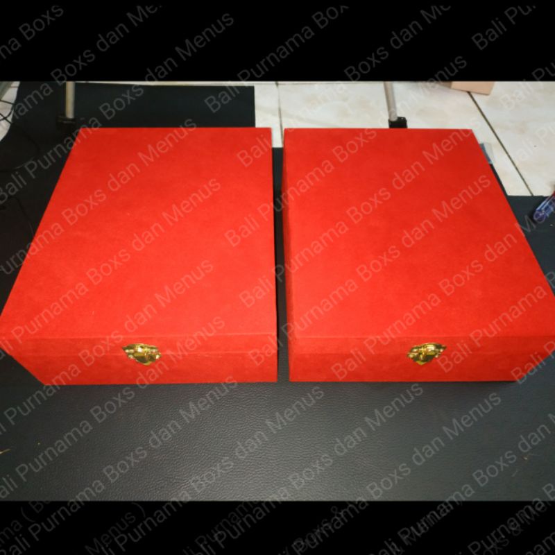 Jual BOX PLAKAT BLUDRU MERAH | Shopee Indonesia