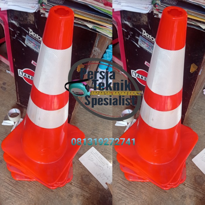 Jual Traffic cone (kun pembatas kerucut 75 cm) | Shopee Indonesia