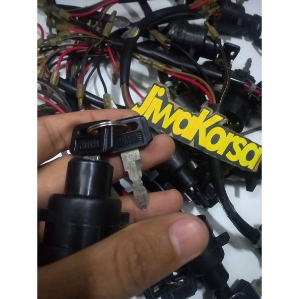 Jual kunci konci kontak yamaha v80 v 80 new old stock ketrik marking ...