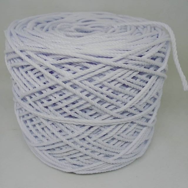 Jual Benang Rajut Polyester Super Putih 100gram | Shopee Indonesia