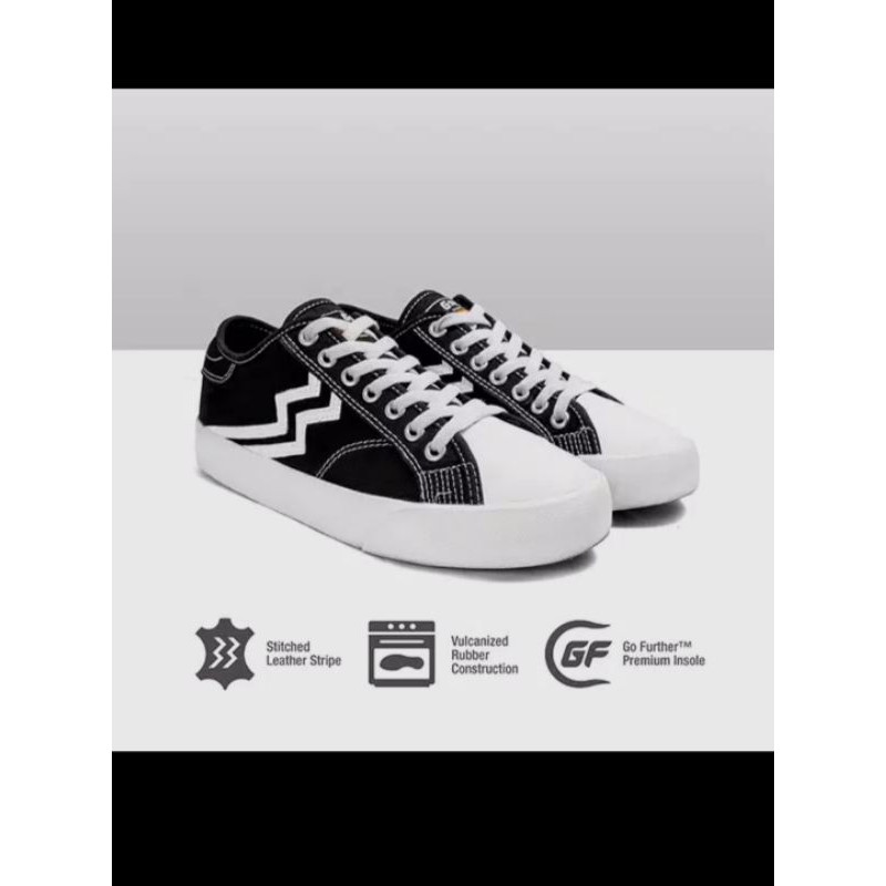 Jual Geoff Max x Mike Milford - Maverick Black White STZ | Shopee Indonesia