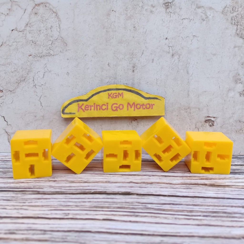 Jual Soket Relay 4 Kaki dan 5 Kaki Kosongan Kuning dan Hitam - Rumah ...