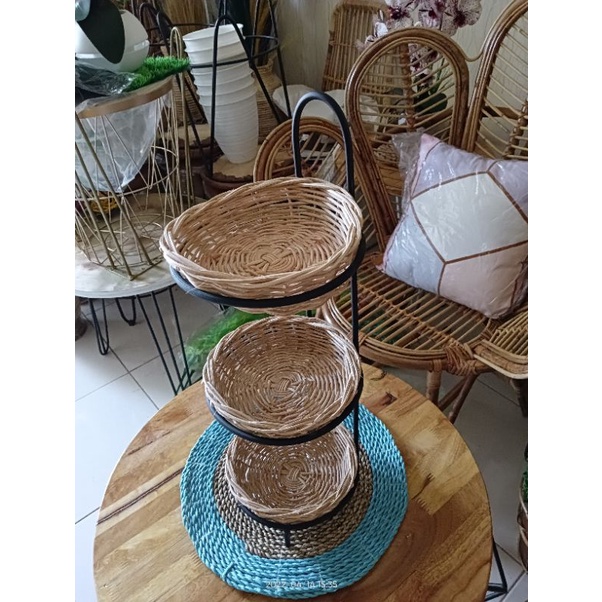 Jual tempat bawang besi rotan/keranjang bawang/tempat buah/keranjang ...