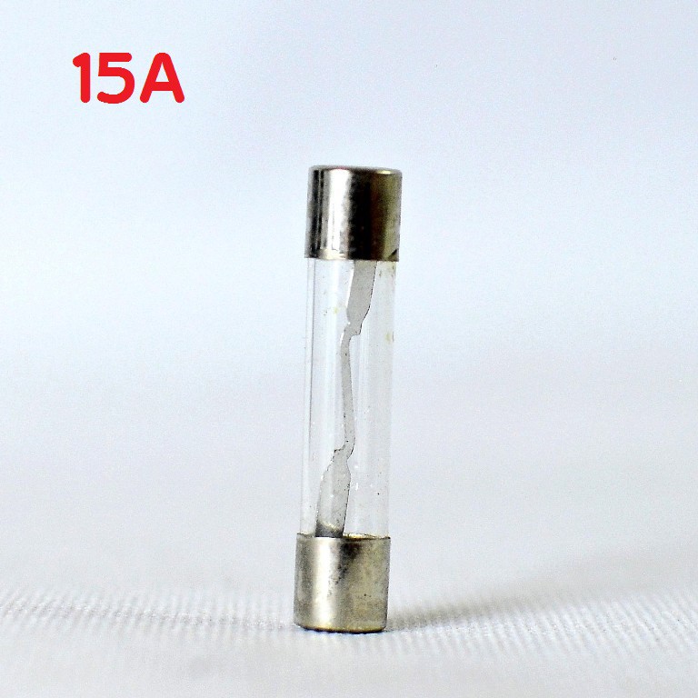 Jual Sikring Tabung 15a Fuse Sekring Tabung 15 Ampere Amper jejeran ...
