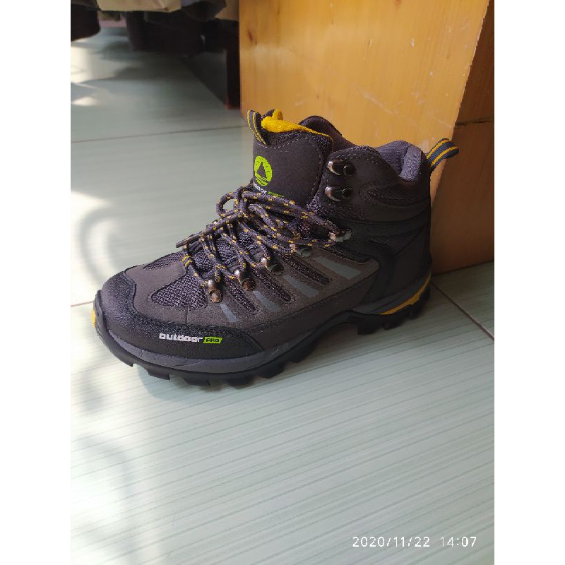 Jual Sepatu gunung outdoor pro Lynk brown/ sepatu hiking shoes outdoor ...