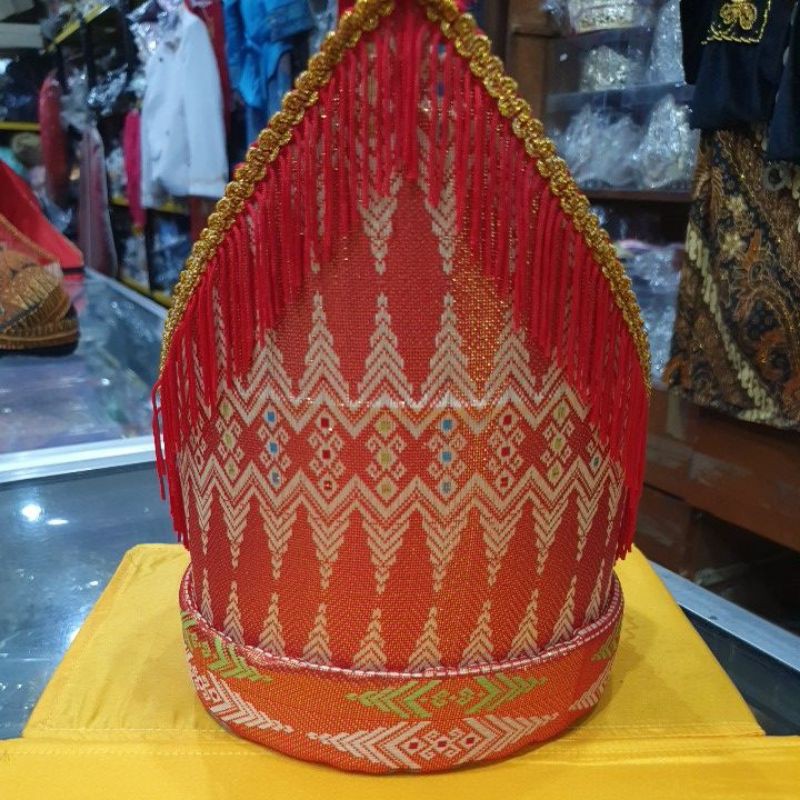 Jual Sortopi / Topi Tanjak Rumbai // Topi Songket Adat Melayu | Shopee ...