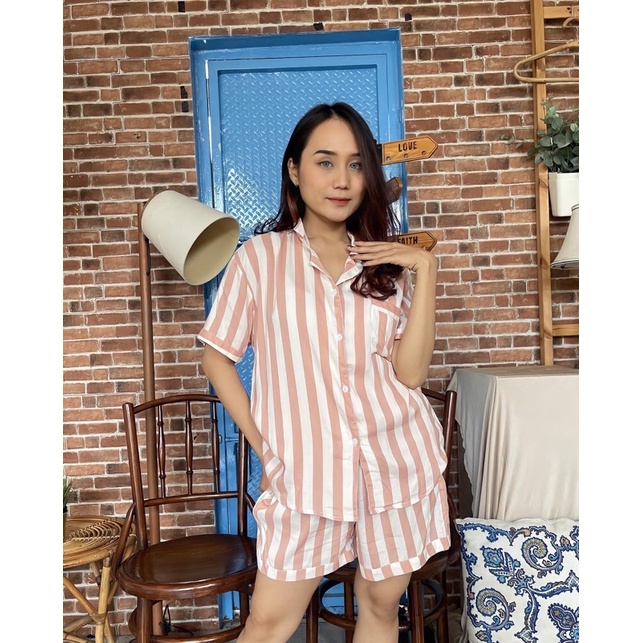 Jual SALLY SHORT | Shopee Indonesia