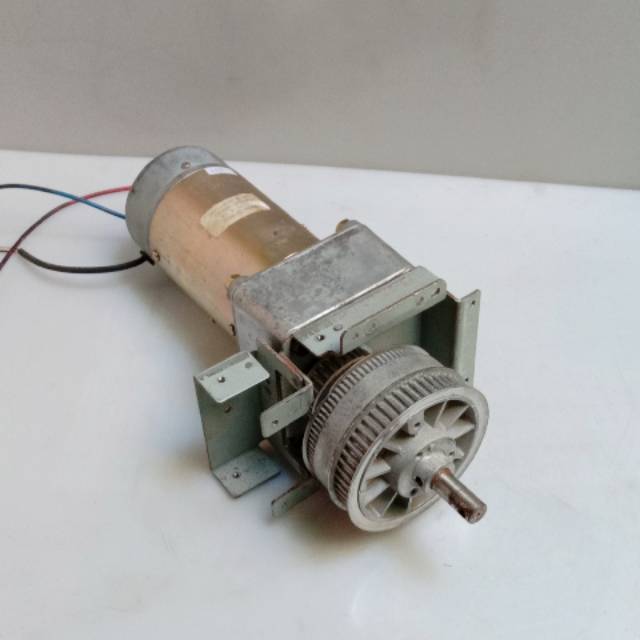 Jual TOKUSHU DENSO MOTOR DC 24 V 167RPM 4.3A | Shopee Indonesia