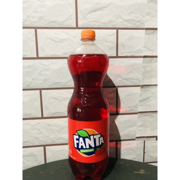 Jual FANTA STRAWBERRY 1,5L | Shopee Indonesia