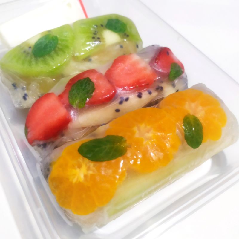 Jual Mix Fruit Spring Roll (Salad Roll Buah) | Shopee Indonesia