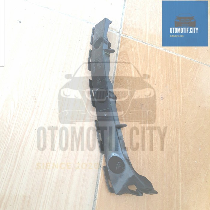 Jual Bracket Breket Bumper Belakang Kanan Agya Ayla 52155-BZ070 | Shopee Indonesia