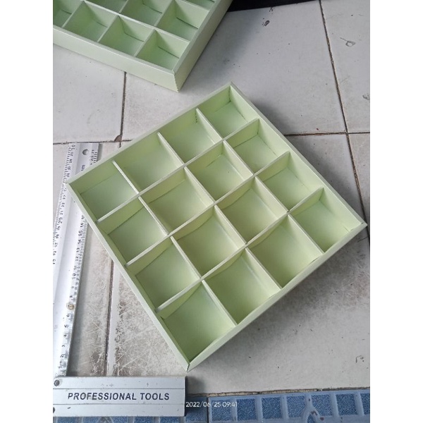 Jual SAGARA BOX - sekat 16 ( 5,5 cm persekat dan tinggi box 3,5 cm ...