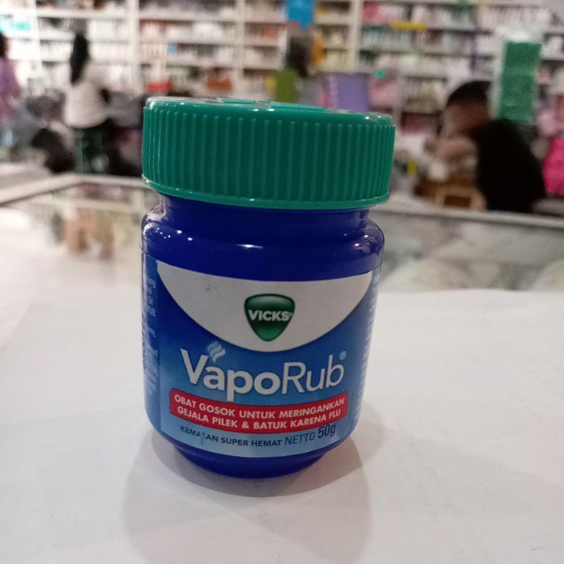 Jual Vicks vaporub 50g dan 10 gr obat gosok untuk meringankan gejala ...
