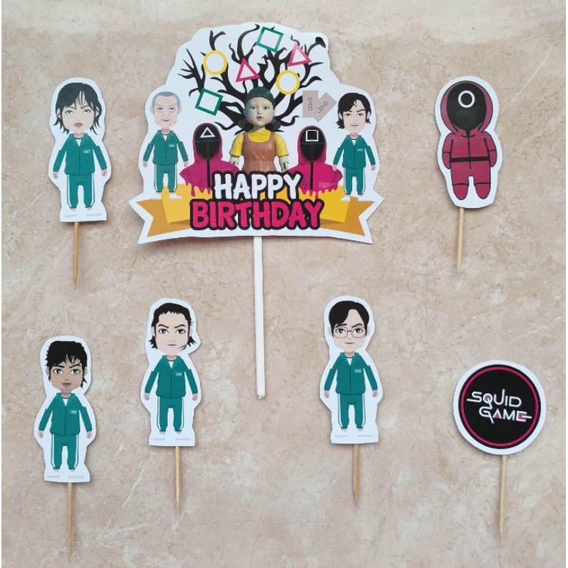 Jual hiasan dekorasi kue cake topper ulang tahun karakter Squid Game ...