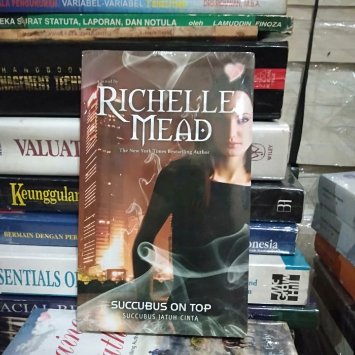 Jual ORIGINAL SUCCUBUS ON TOP RICELLE MEAD | Shopee Indonesia