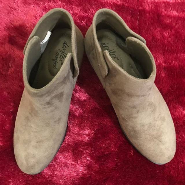 Jual Booth payless | Shopee Indonesia