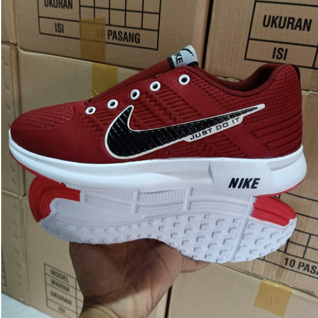 Jual NEW ARIVAL!!! SEPATU SNEAKERS Nike QUESTAR RIDE KEREN FULL HITAM PUTIH CEWEK COWOK SEKOLAH ...