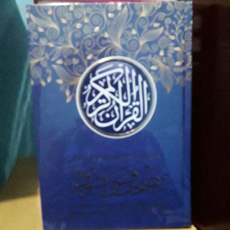 Jual Al-Qur'an pojok famy bisyauqin 7 manzil + terjemahnya A5 (Uk ...