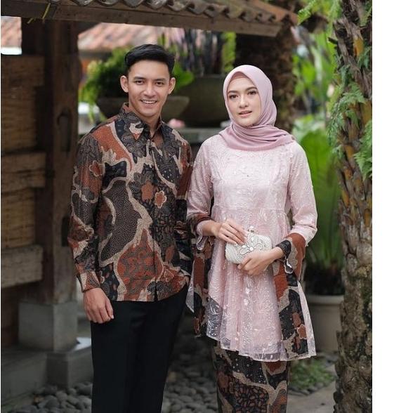 Jual Online Shop set couple kebaya mega/set couple kebaya lamaran/set couple kebaya tunangan ...