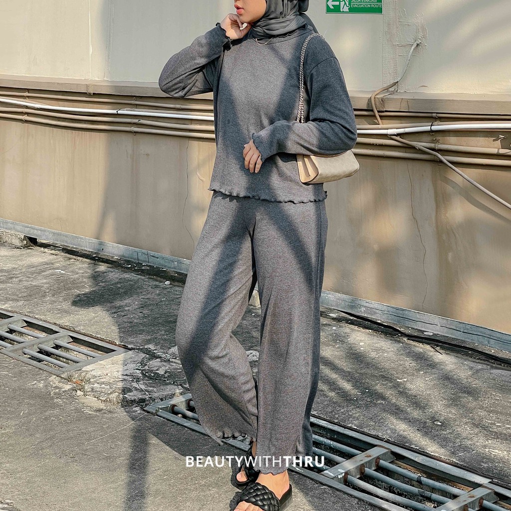 Jual Elle Set - Thruoutfit | Shopee Indonesia