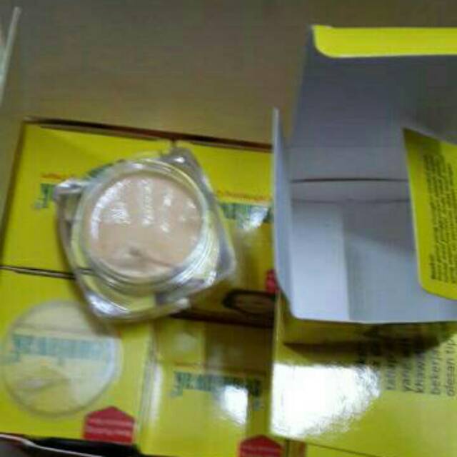 Jual [12 PCS] [ORIGINAL] CREAM TEMULAWAK POT KACA / KRIM PEMUTIH / KRIM ...