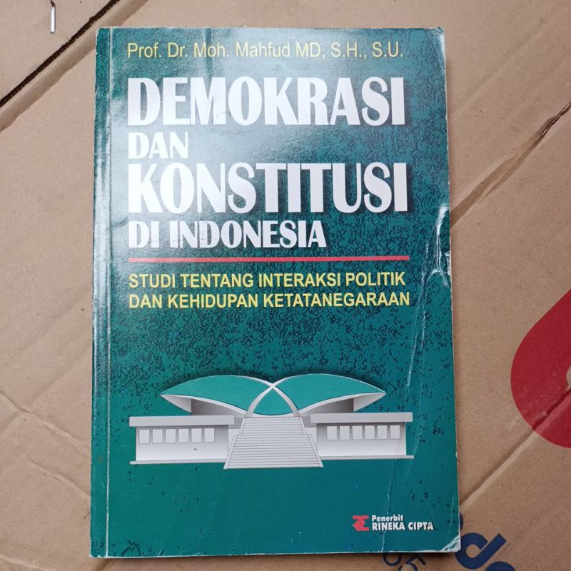 Jual DEMOKRASI DAN KONSTITUSI DI INDONESIA ORIGINAL : PROF DR MOH MAHFUD MD SH SU | Shopee Indonesia