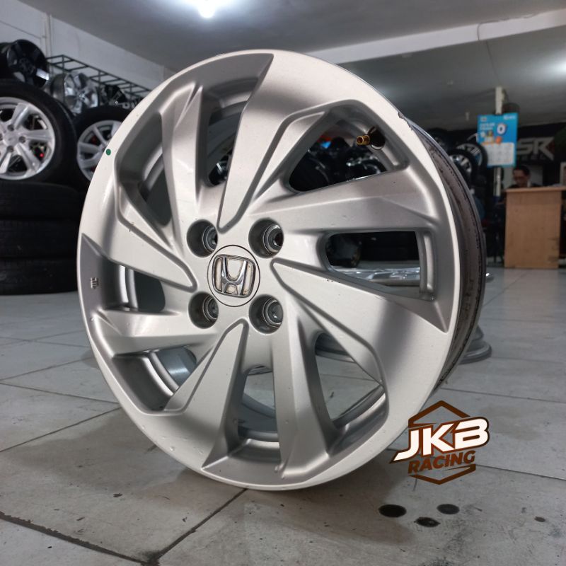 Jual VELG MOBIL BEKAS | COPOTAN HONDA MOBILIO RING 15X5,5 PCD 4X100 PNP ...