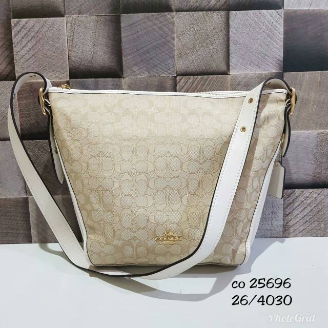 Jual Tas Coach Original - Coach Duffle Signature Chalk | Shopee Indonesia