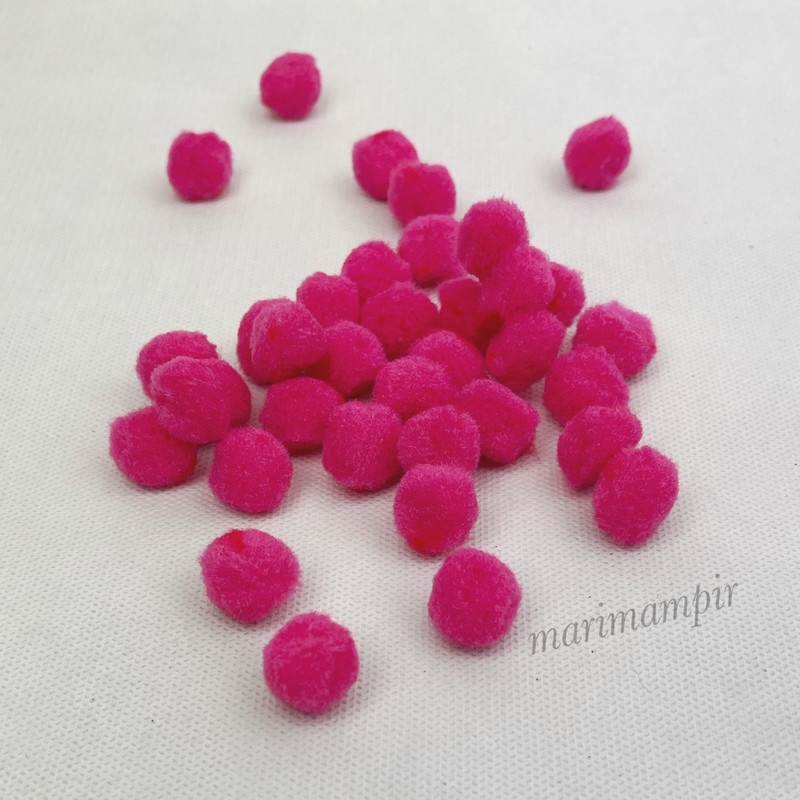 Jual POM POM / BOLA BULU POLOS 18 MM WARNA MERAH BELLA ( 25 PCS ...