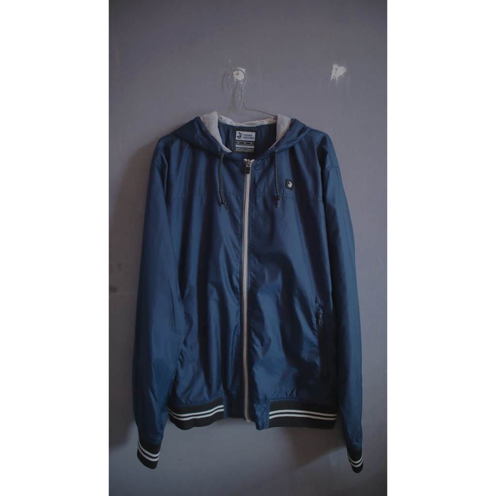 Jual Jaket Parasut Three Second | Shopee Indonesia
