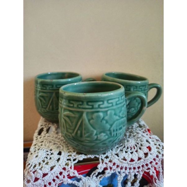 Jual Cangkir 1 set isi 3 buah antik Vintage Pottery warna hijau Celadon ...