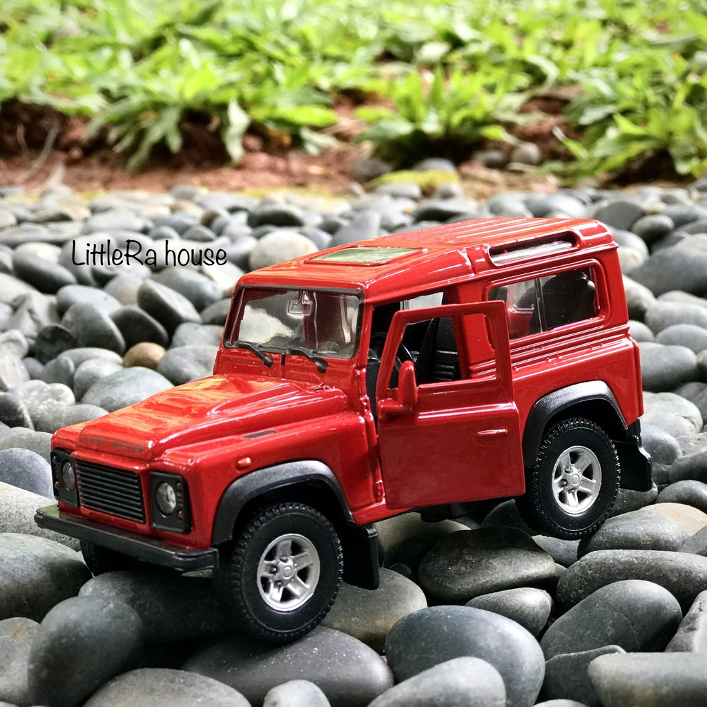Jual Diecast Land Rover Defender Skala 1:42 by Welly | Miniatur Mobil ...