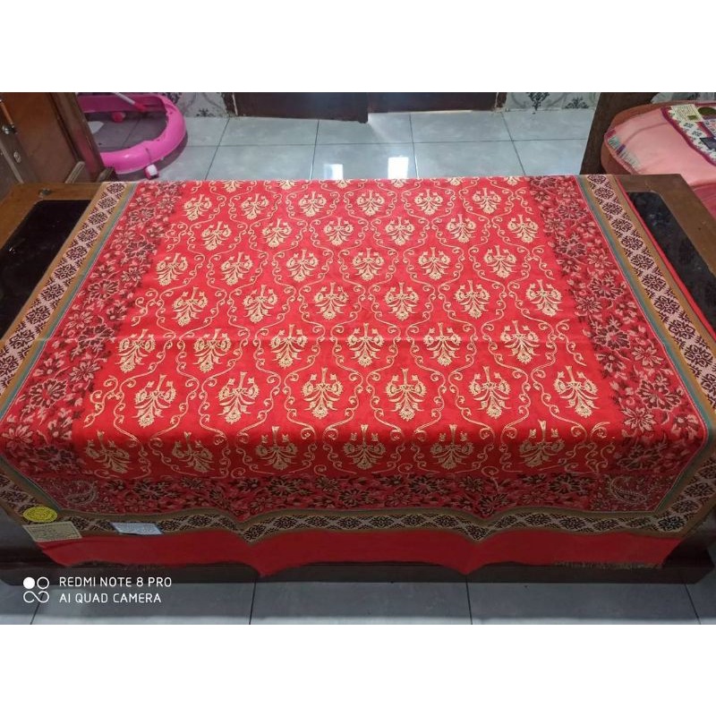 Jual SORBAN KASHMIRI WARNA MERAH MOTIF LANGKA | Shopee Indonesia