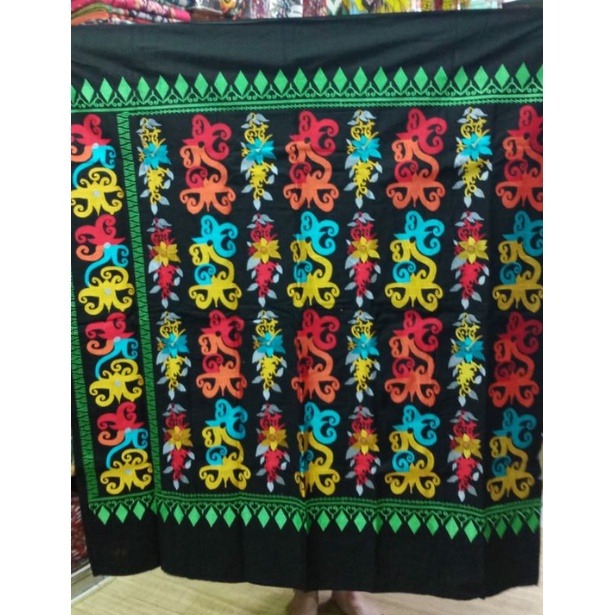 Jual kain bordir bahan katun batik bordir motif bunga kalimantan batik ...