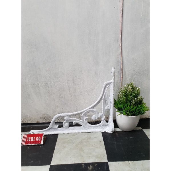 Jual PENYANGGA RAK BESI UKIR | Shopee Indonesia