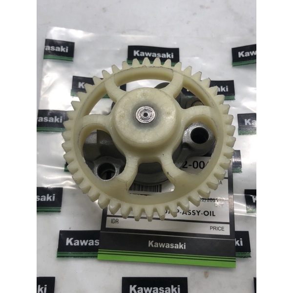 Jual GEAR GIGI POMPA OLI ASSY PUMP ASSY OIL KAWASAKI KLX D’TRACKER 150 (original) | Shopee Indonesia
