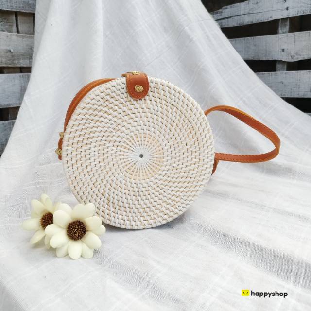 Jual Tas Rotan Bulat Putih Polos 20cm | Shopee Indonesia