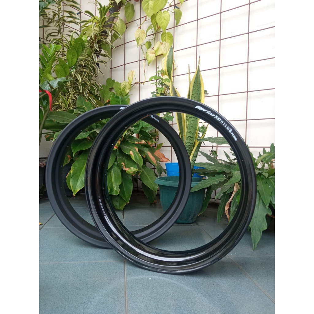 Jual VELG SET SUPERMOTO SPRINT XD 300-350 x 17 H36 HITAM - VELG SATU ...