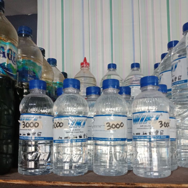 Jual air aki merk wiki / air accu 450ml | Shopee Indonesia