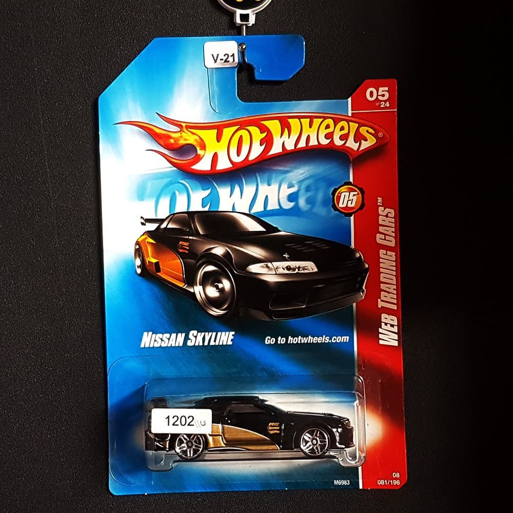 Jual V-21 Hot Wheels Nissan Skyline GT-R R32 Black Web Trading Cars US ...